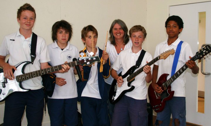 Sam Verlinden Singer, Showman, Actor, Star! | RIVENMASTER ARCHIVES 2009 ...